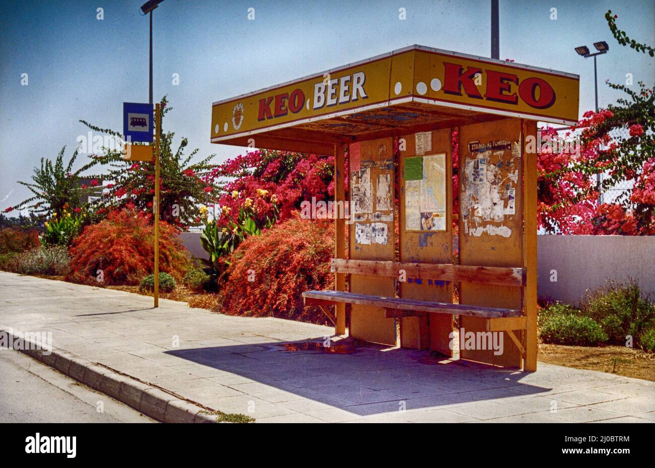 Pink bus stop hi-res stock photography and images - Alamy