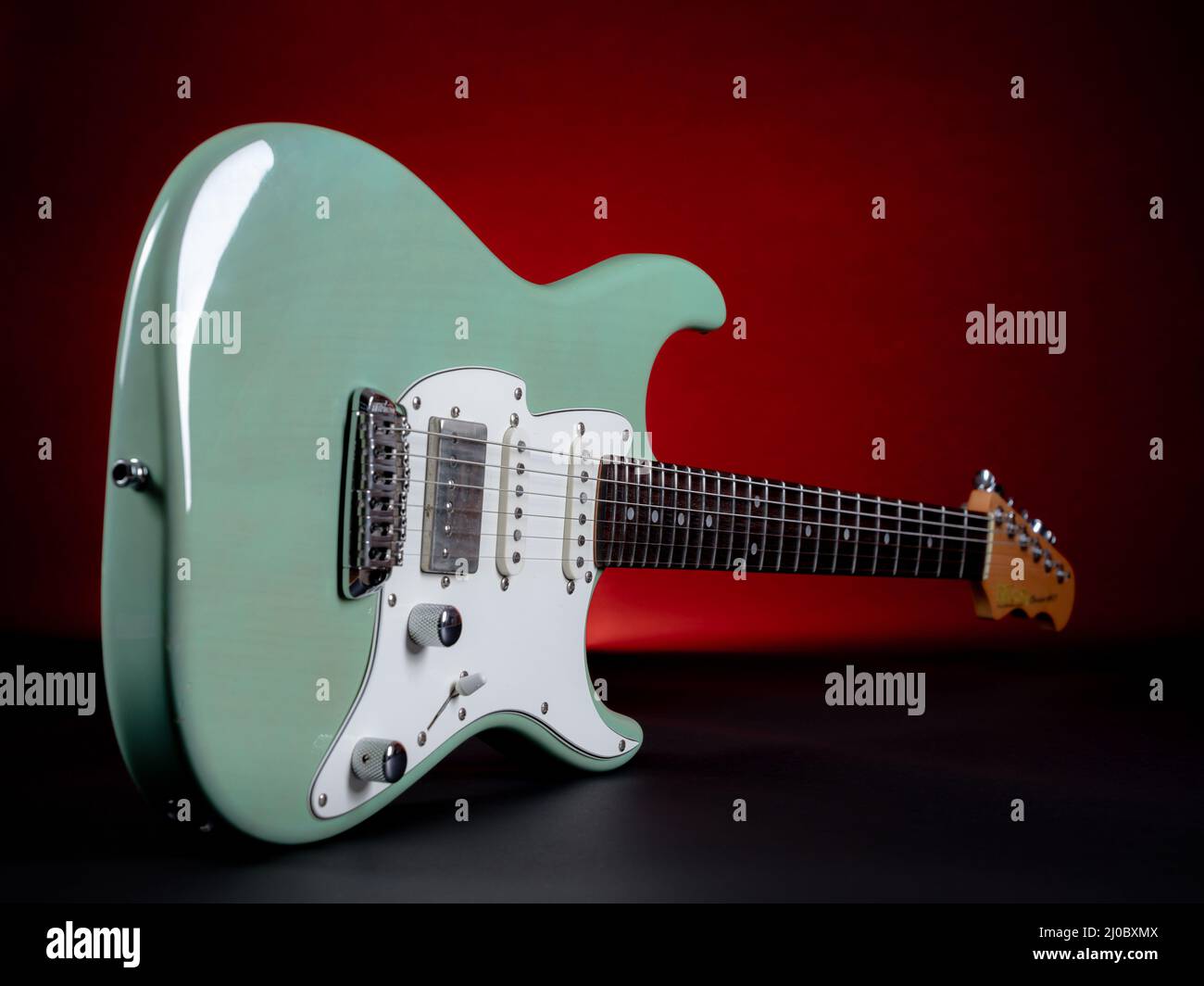 Fret king guitar hi-res stock photography and images - Alamy
