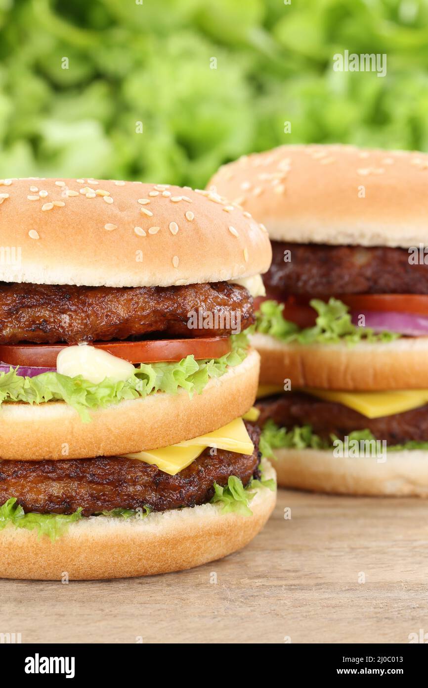 Doubleburger Double Burger Hamburger Closeup Meat Cheese Tomato Lettuce ...