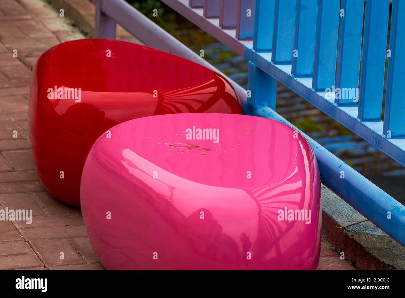 Concrete cement bench benches hi-res stock photography and images - Alamy