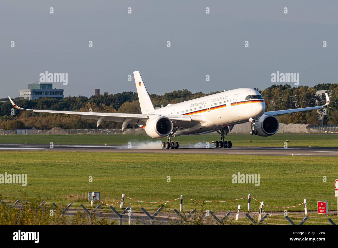 German Air Force GAF Airbus A350-941 D-AGAF, 10-03 Stock Photo - Alamy