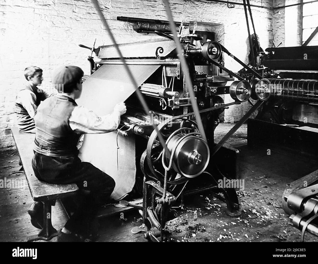 Victorian cloth manufacture Black and White Stock Photos & Images - Alamy