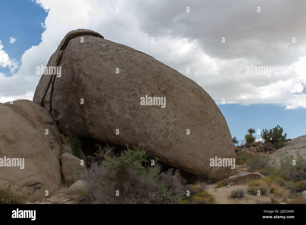 Split Rock 3 Stock Photo - Alamy