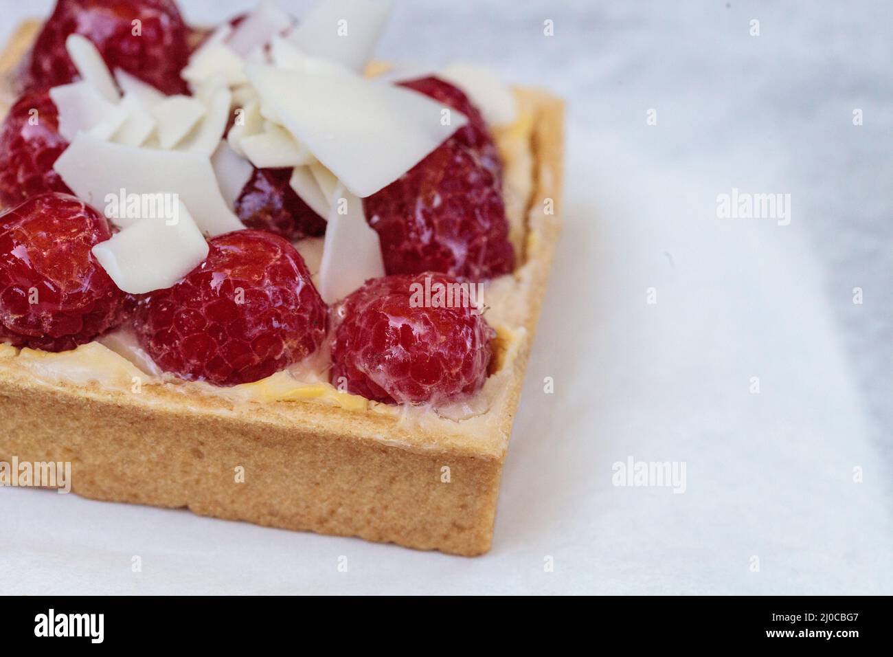 Cookie with raspberry hi-res stock photography and images - Alamy
