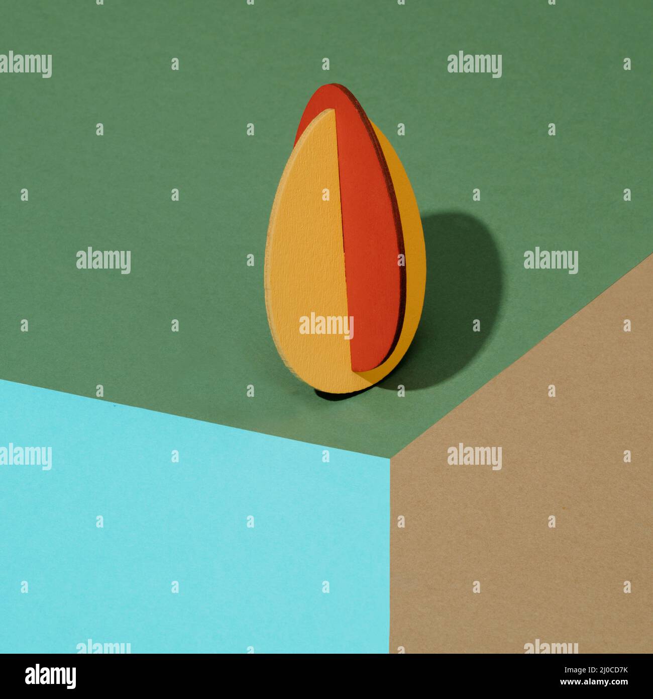 Green painted plywood hi-res stock photography and images - Alamy