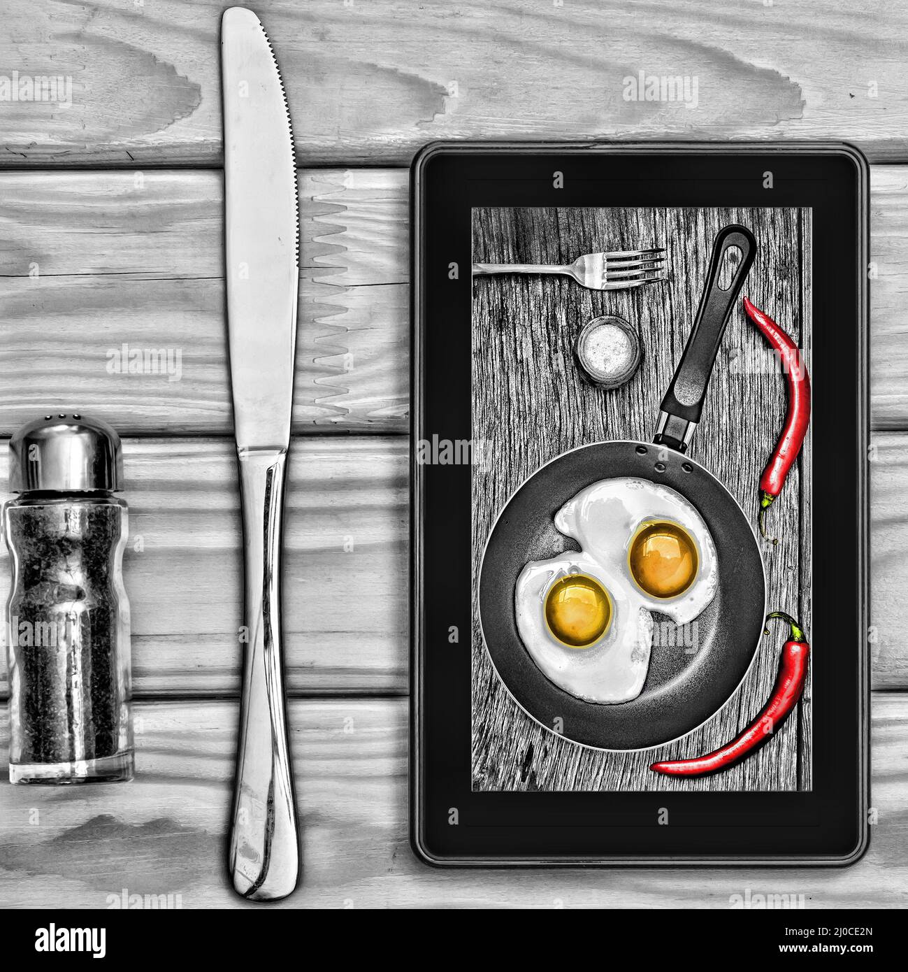 Interactive restaurant technology hi-res stock photography and images ...