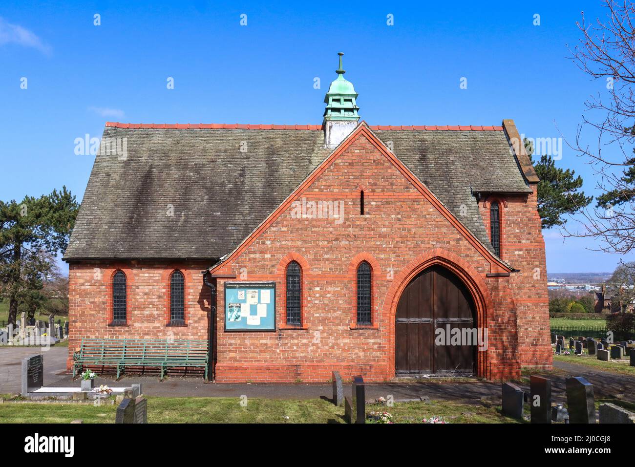 Red brick architecture hi-res stock photography and images - Alamy