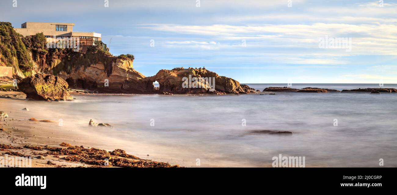 Pearl street beach laguna beach hi-res stock photography and images - Alamy