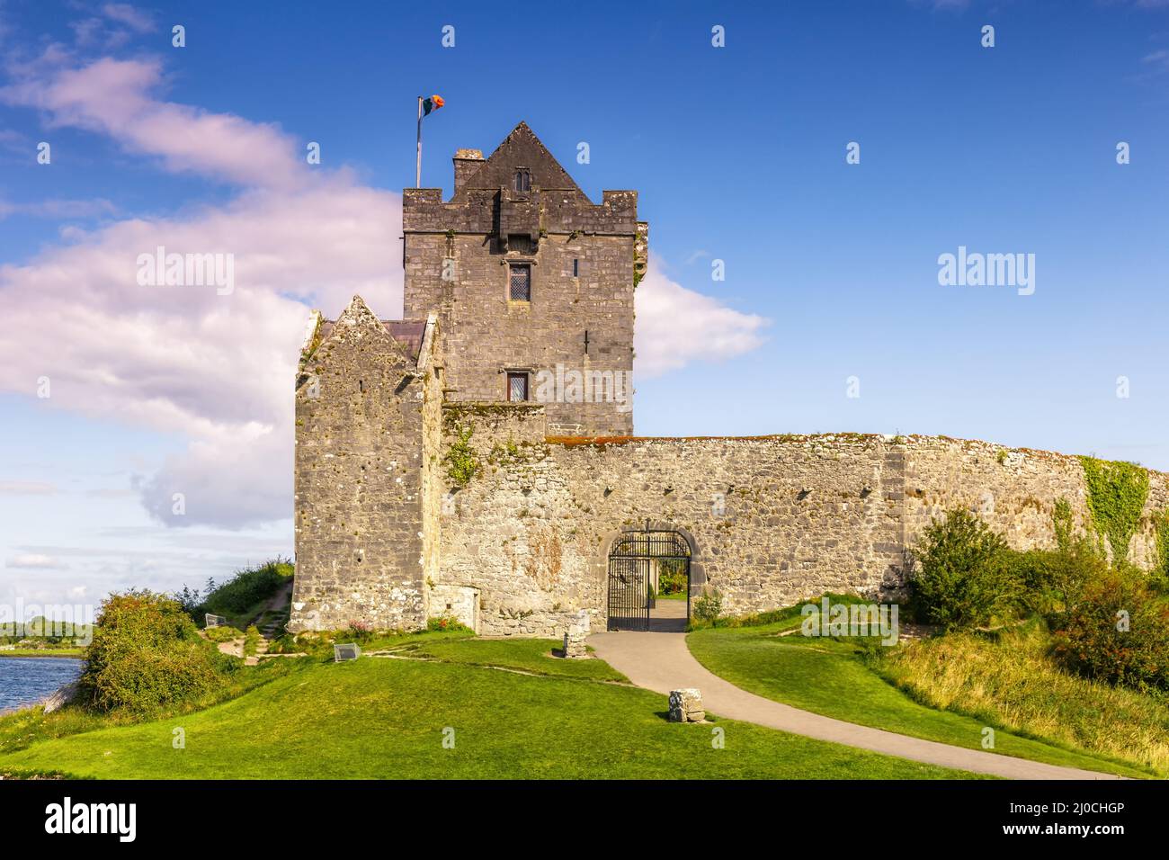 Middle of ireland hi-res stock photography and images - Alamy