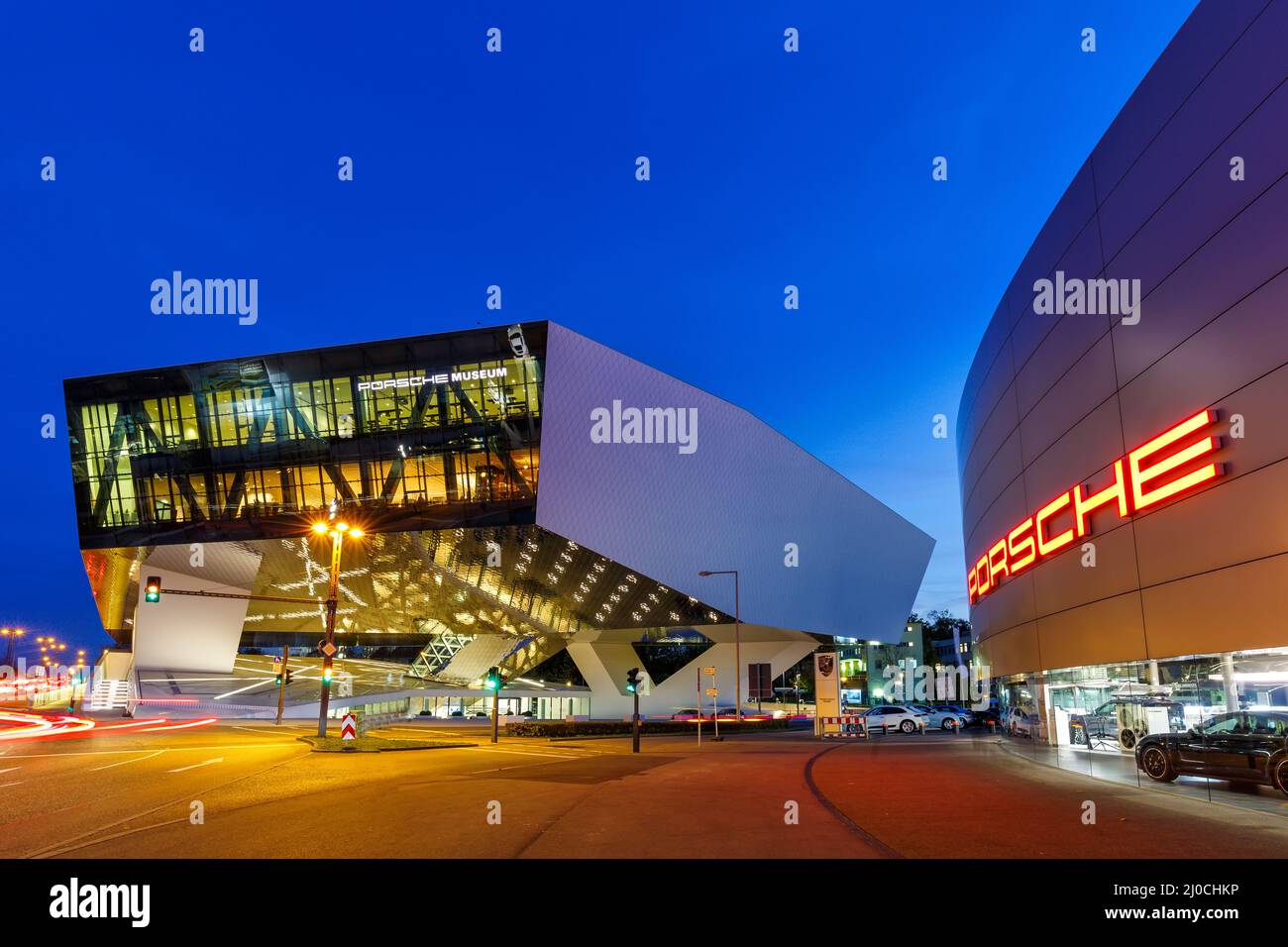 Porsche stuttgart hi-res stock photography and images - Alamy