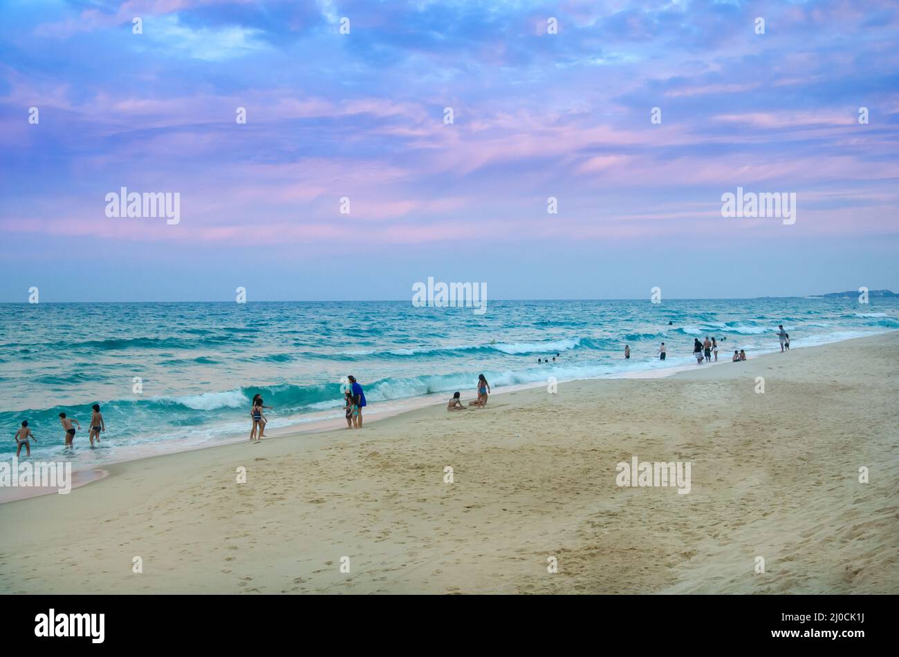 Tourists tanning hi-res stock photography and images - Alamy