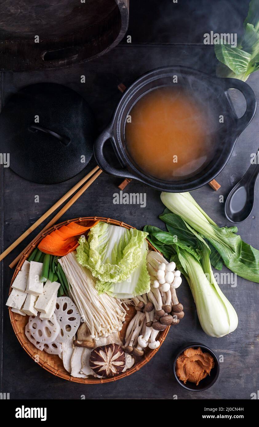 Traditional japanese hot nabe dish hi-res stock photography and images ...