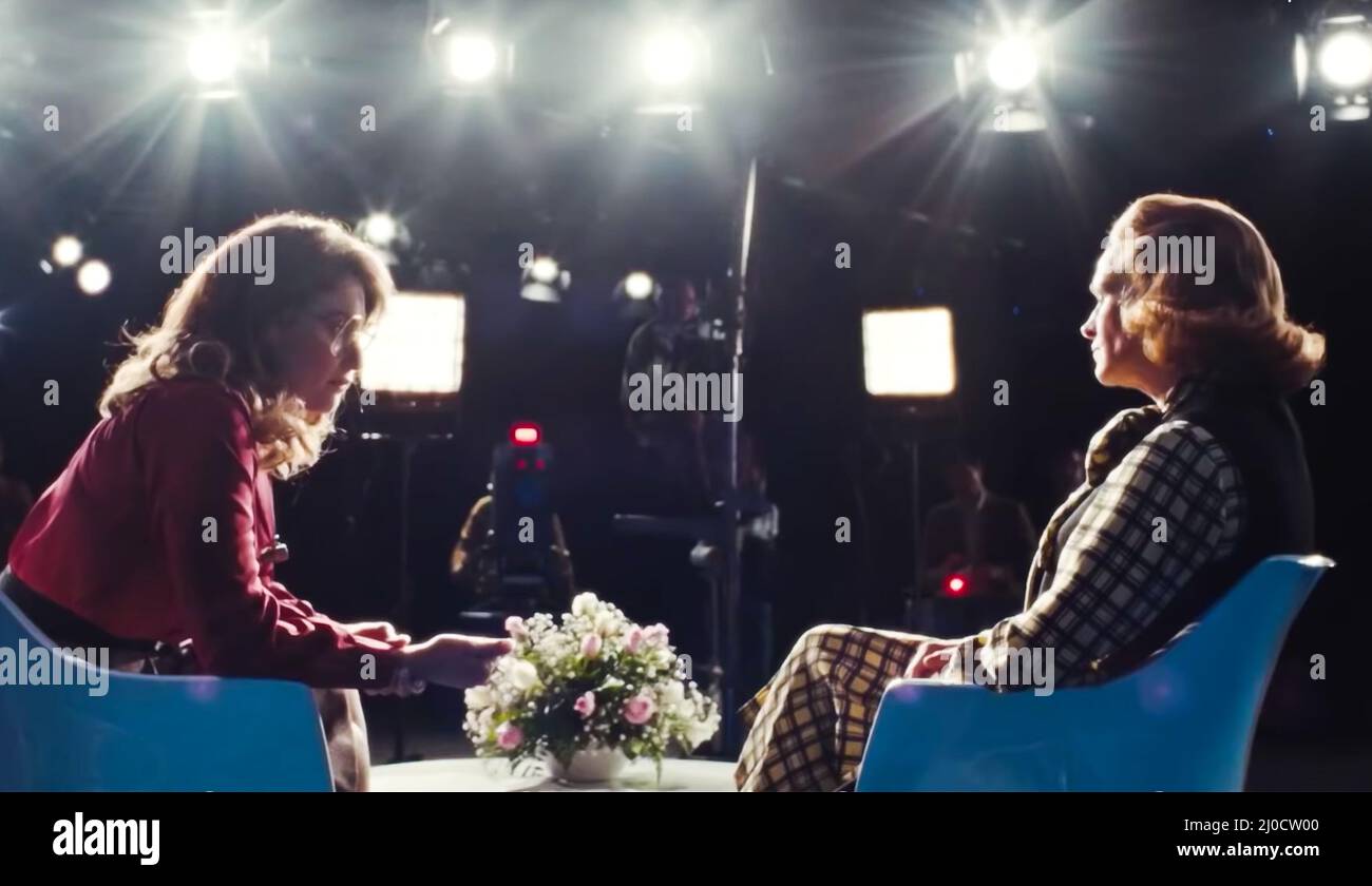 USA. Julia Roberts in a scene from the (C)Starz new series : Gaslit ...