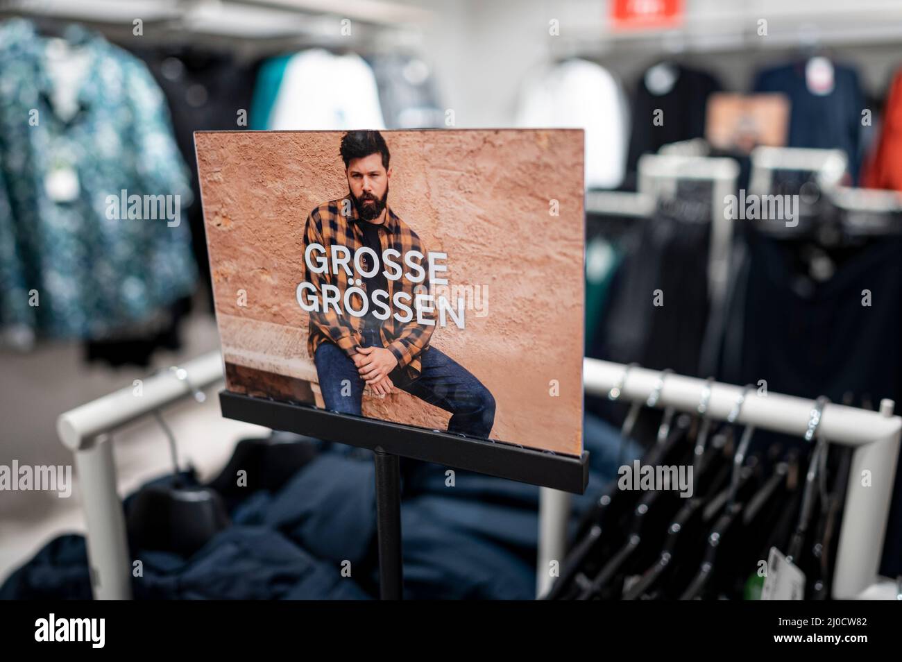 Plus size clothing rail hi-res stock photography and images - Alamy