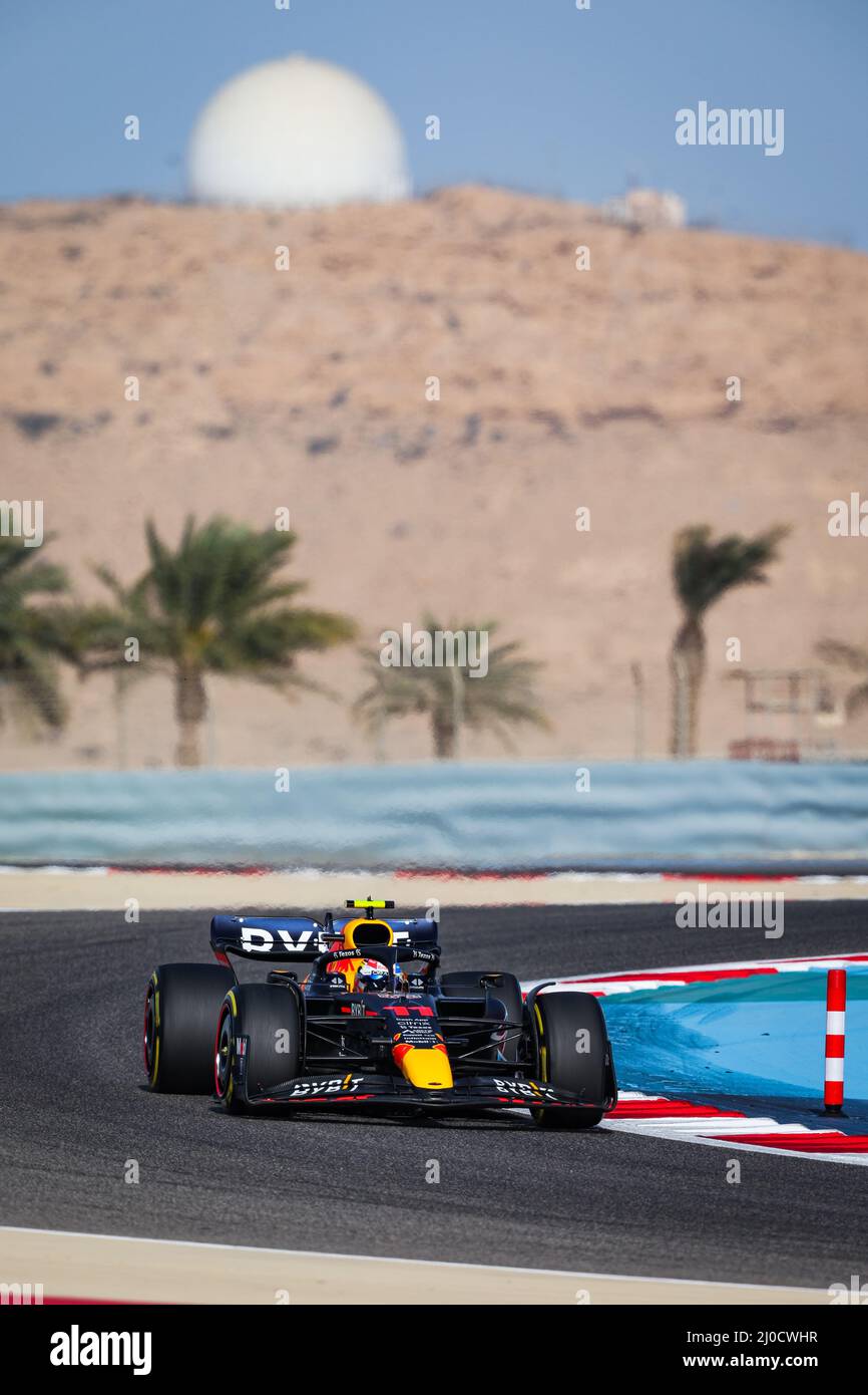11 PEREZ Sergio (mex), Red Bull Racing RB18, action during the Formula 1 Gulf Air Bahrain Grand ...
