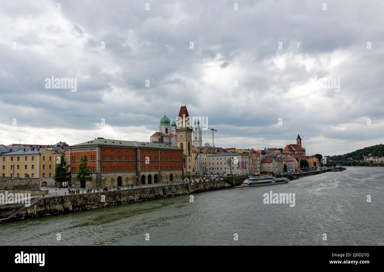 Cross of the rivers hi-res stock photography and images - Alamy
