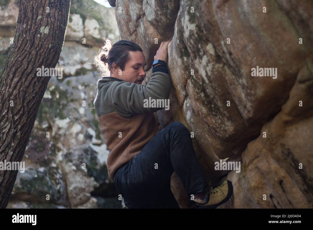 Man bun hi-res stock photography and images - Alamy