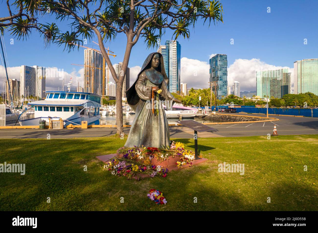 St marianne cope hi-res stock photography and images - Alamy