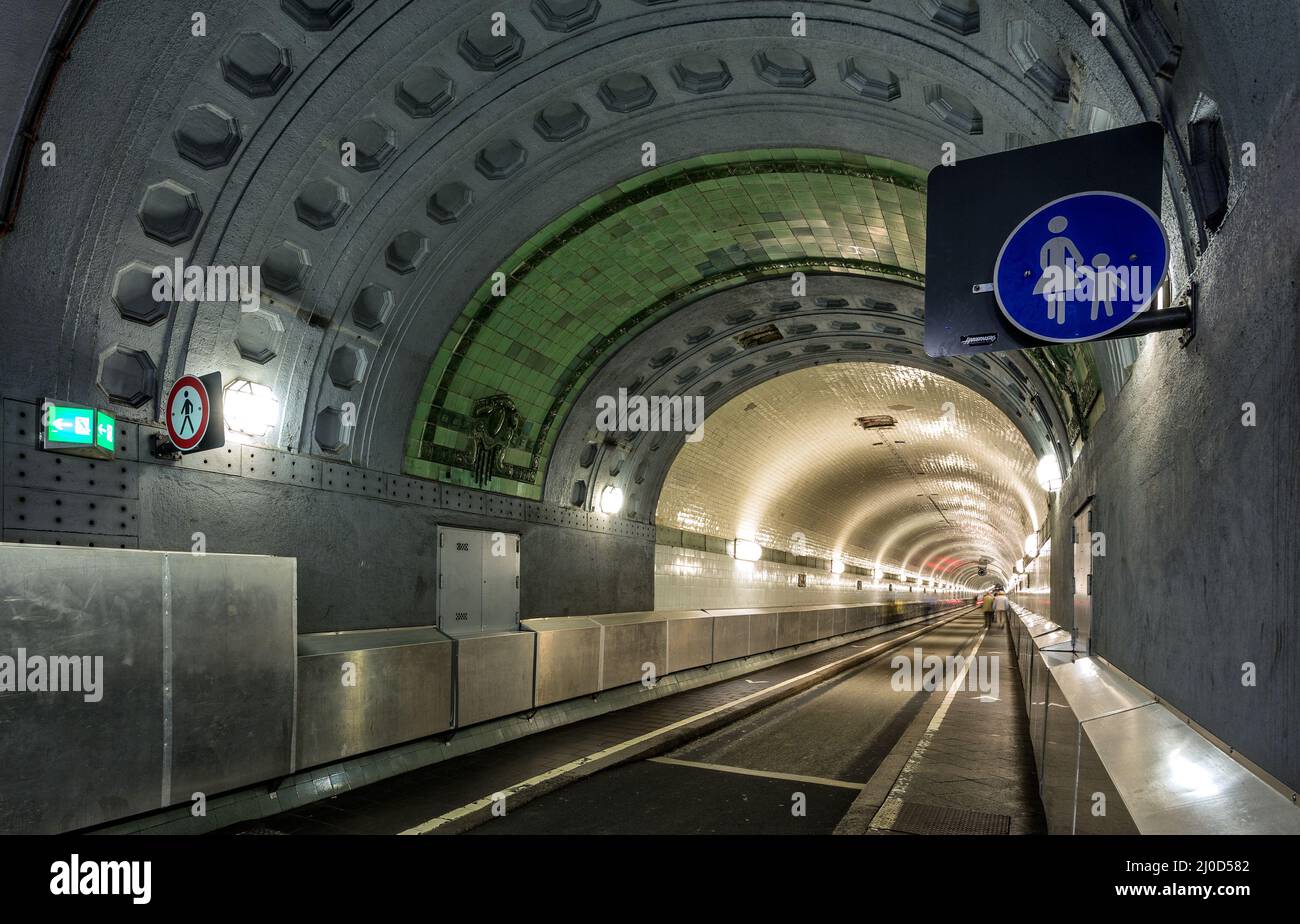 Free and Hanseatic City of Hamburg - Elbe Tunnel Stock Photo - Alamy