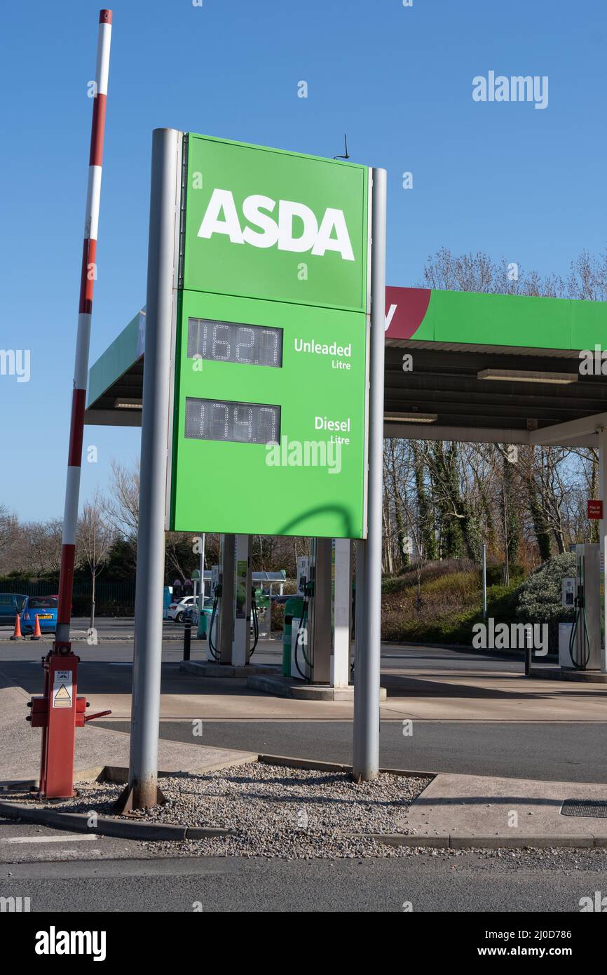 Petrol sign at ASDA service station, Newcastle upon Tyne, UK Stock ...