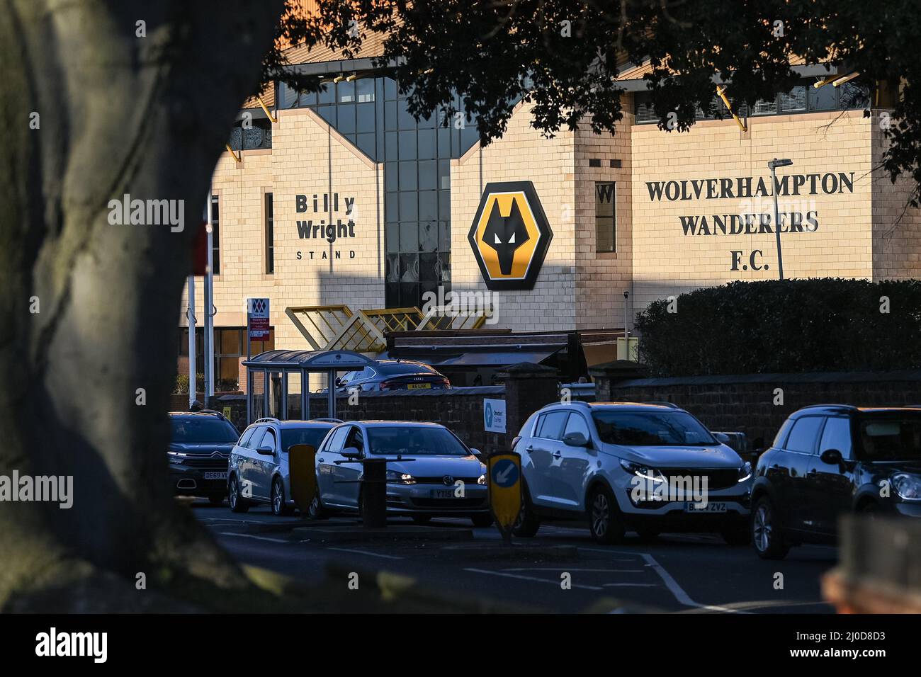 A external view of the Billy Wright stand at Molineux Stock Photo - Alamy