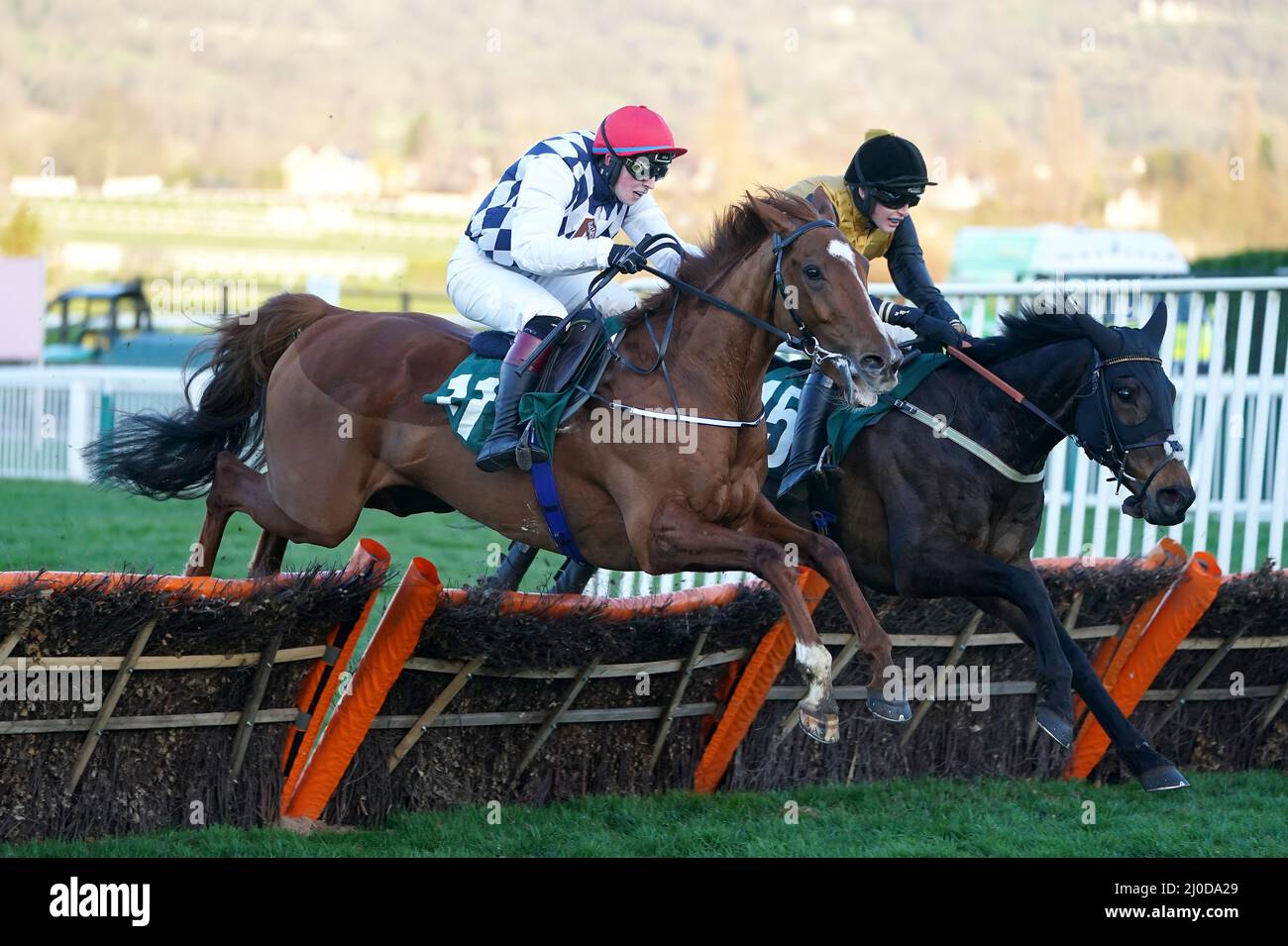 2022 martin pipe hurdle hi-res stock photography and images - Alamy