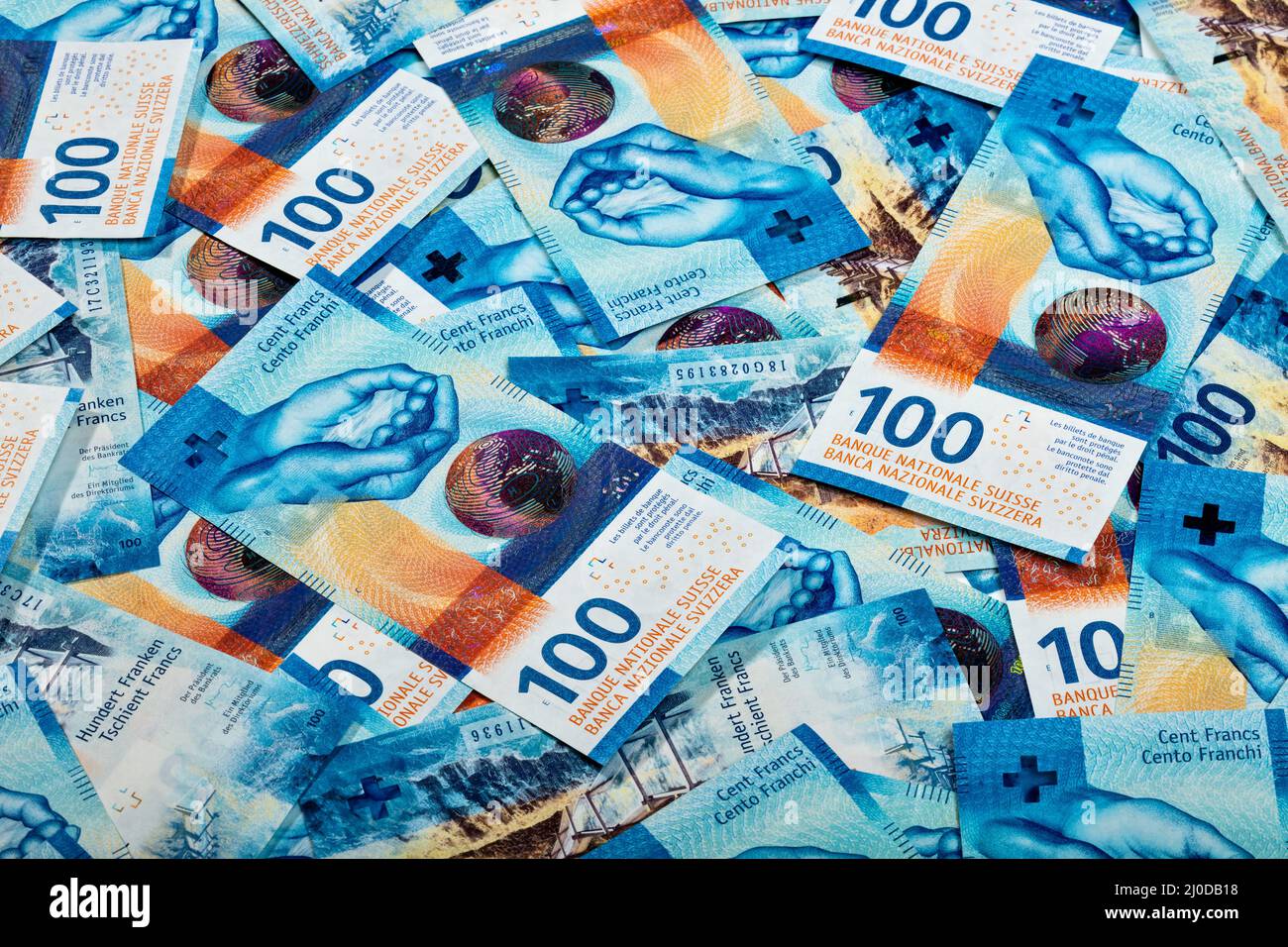 100 swiss banknotes hi-res stock photography and images - Alamy