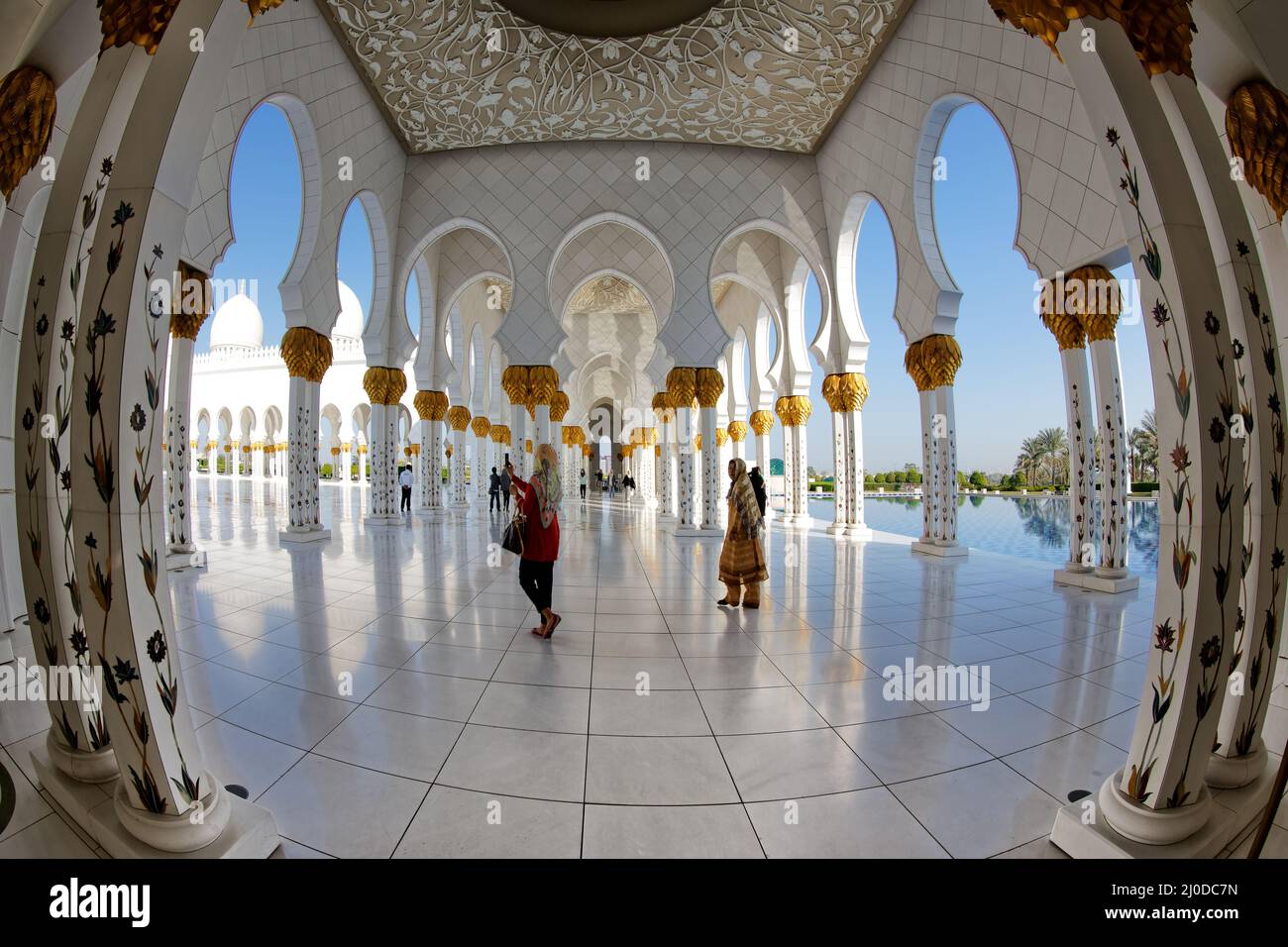 Sheikh Zayed Grand Mosque Stock Photo - Alamy