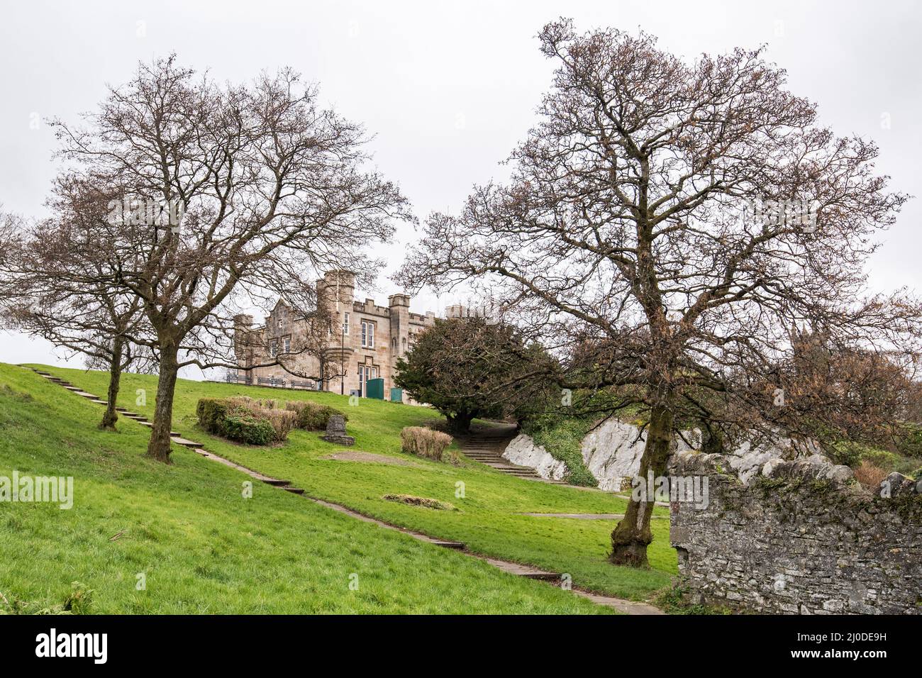 Home to castle house museum since 1998 hi-res stock photography and ...