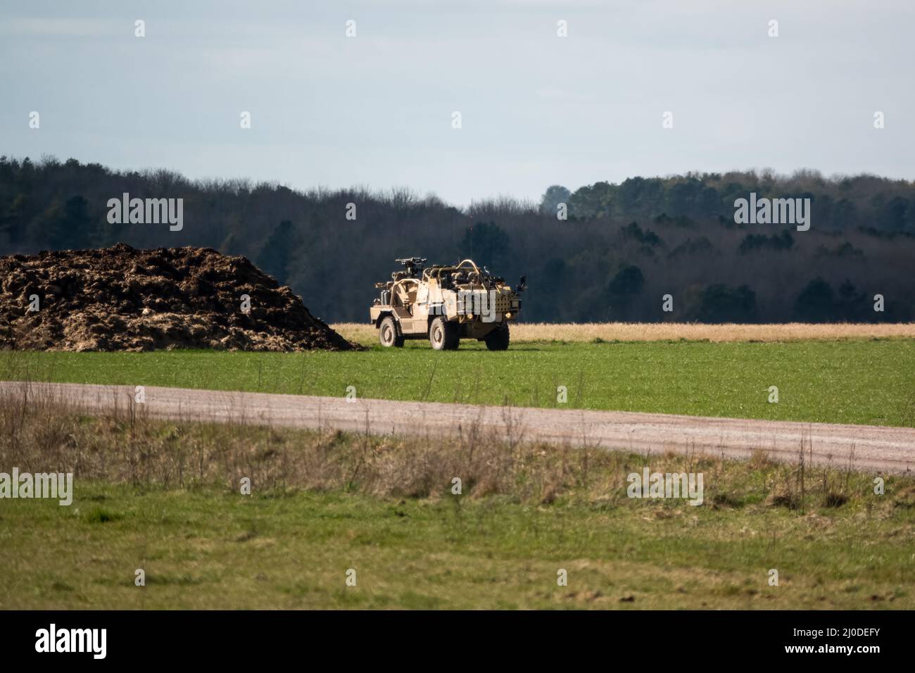 British army Supacat Jackal rapid assault, fire support and ...