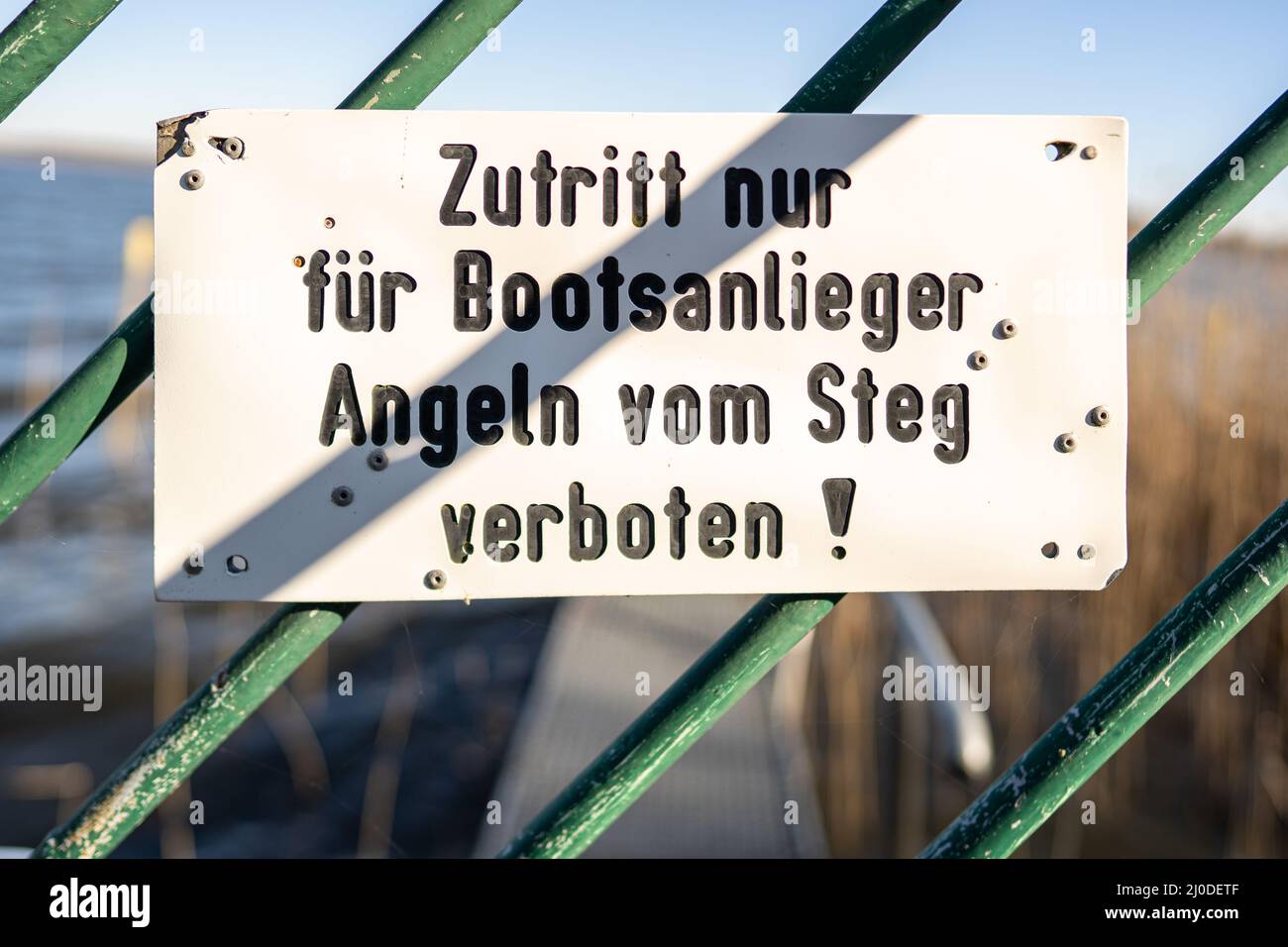 Access only for jetties fishing from jetty prohibited Stock Photo - Alamy