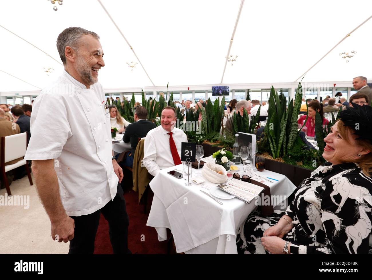 Michel roux jr restaurant hi-res stock photography and images - Alamy