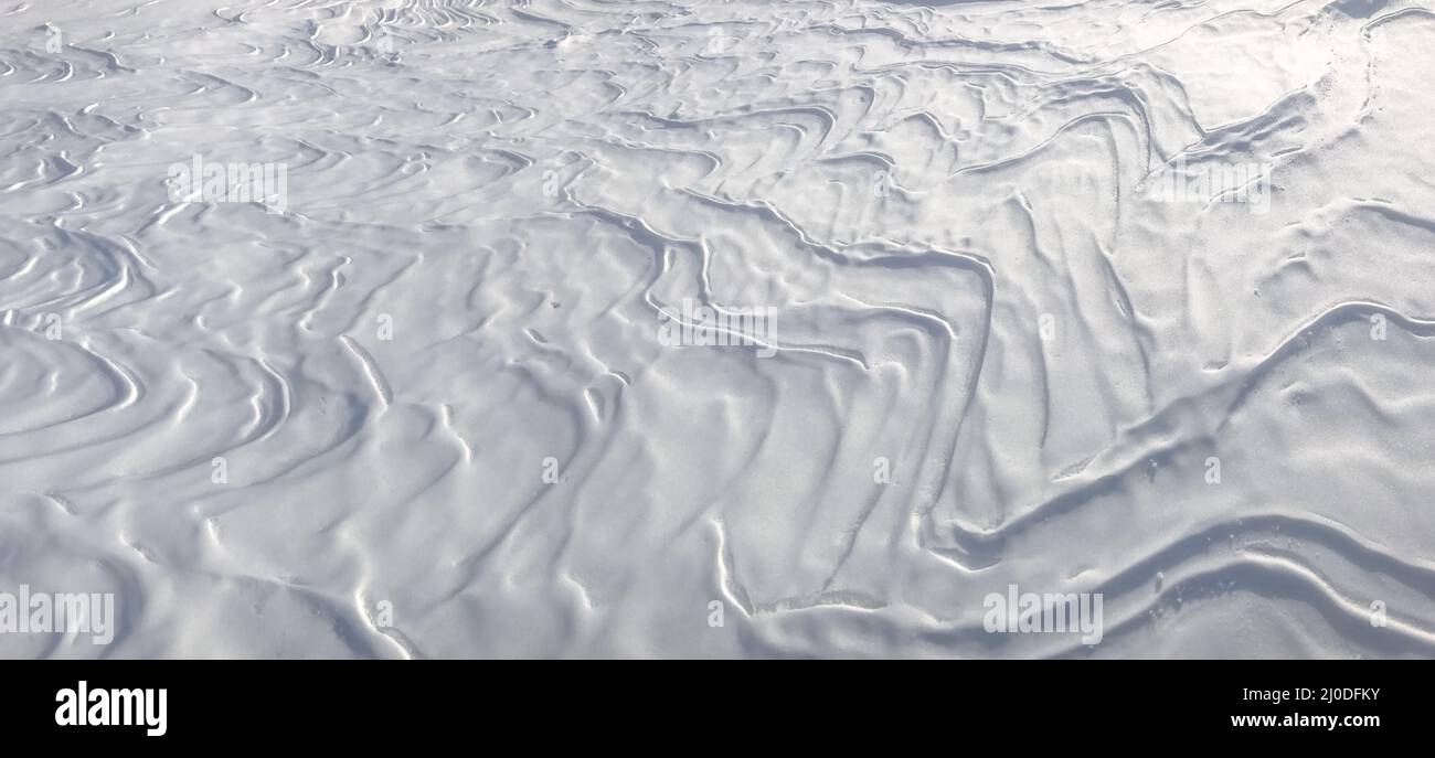 Layers of snow hi-res stock photography and images - Alamy