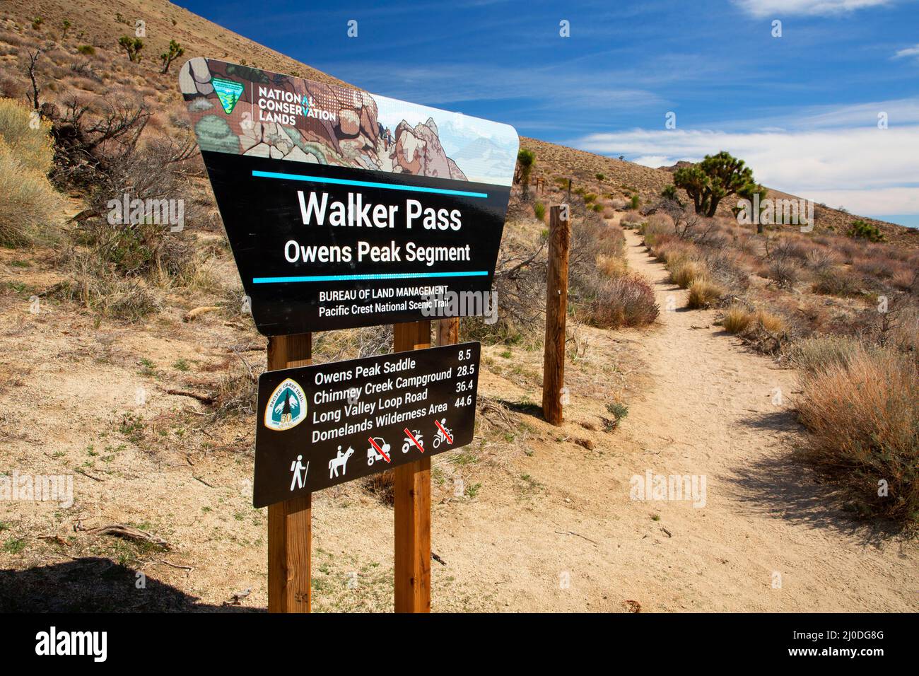 Trail sign at Walker Pass, Pacific Crest National Scenic Trail, Owens ...
