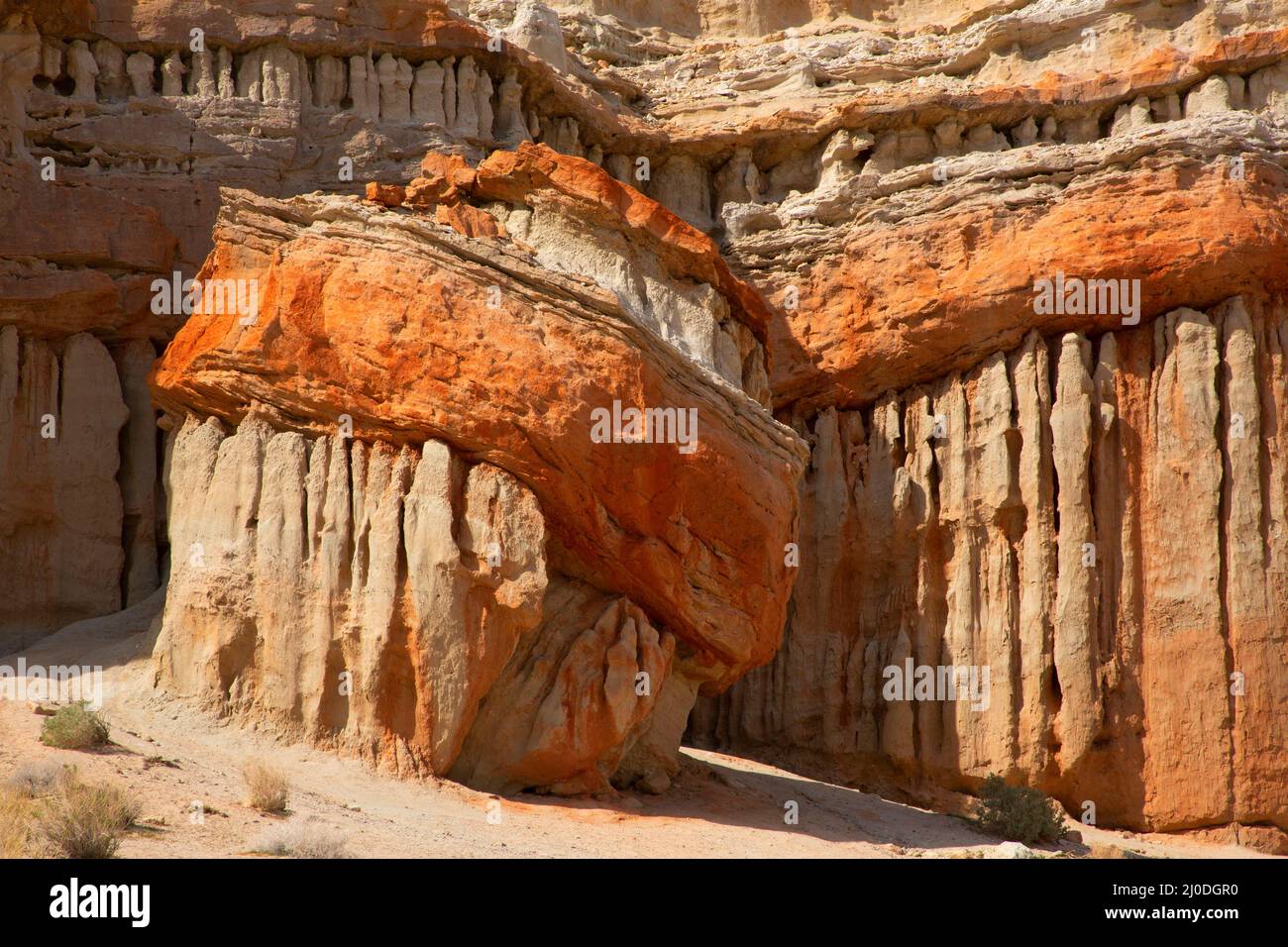 Red Rock cliffs, Red Rock Canyon State Park, California Stock Photo - Alamy