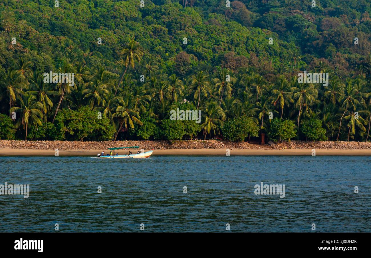 Tarkarli beach in malvan hi-res stock photography and images - Alamy