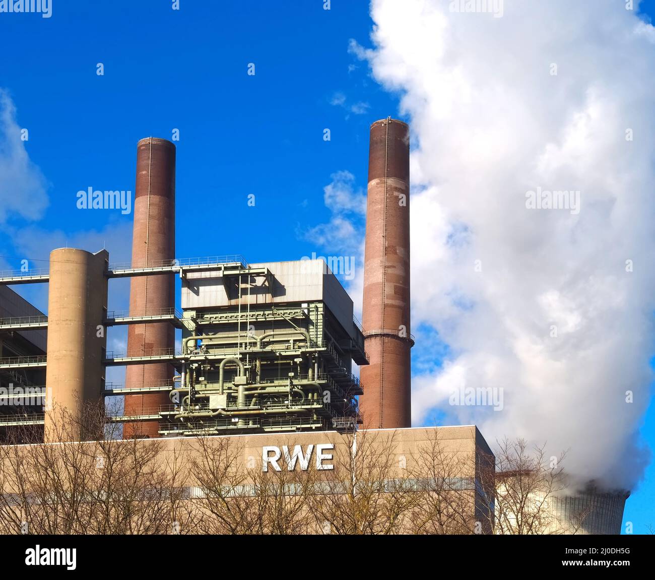 Modern brown coal power stations hi-res stock photography and images ...