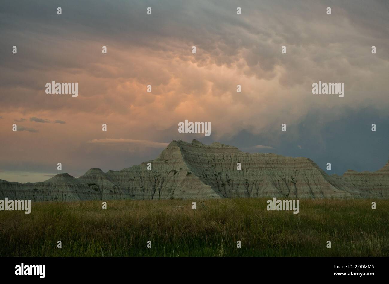 Badlands landscapes hi-res stock photography and images - Alamy