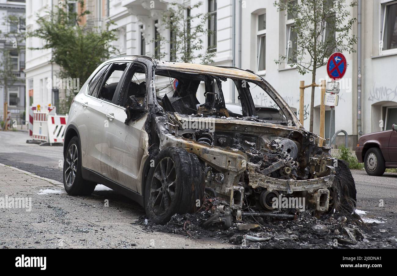 Car burning fire mercedes hi-res stock photography and images - Alamy