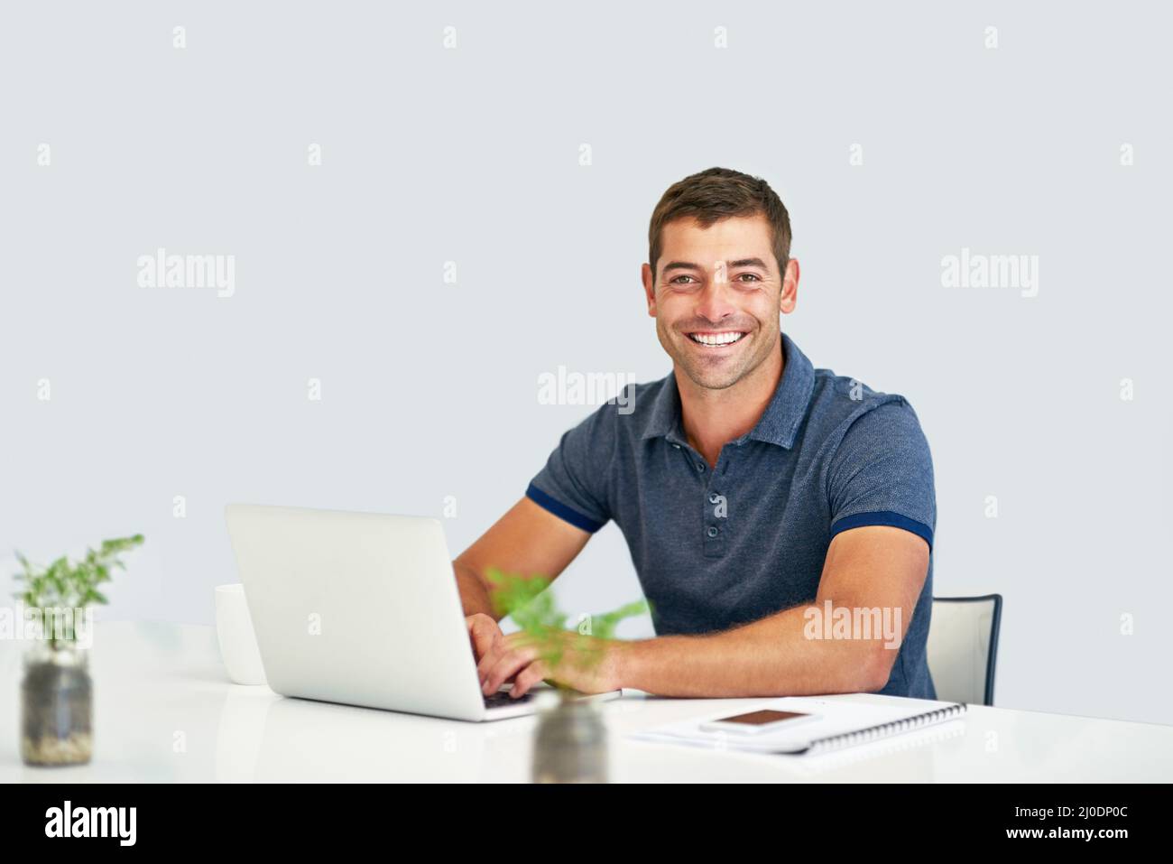 Worker finishing job hi-res stock photography and images - Alamy