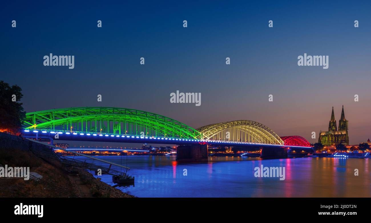 Cologne germany city landscape hi-res stock photography and images - Alamy