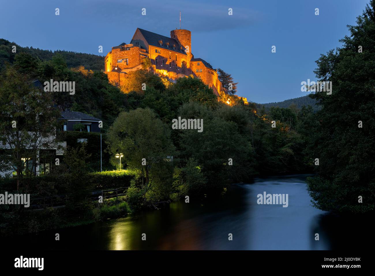 Castle Hengebach in Heimbach at night Stock Photo - Alamy