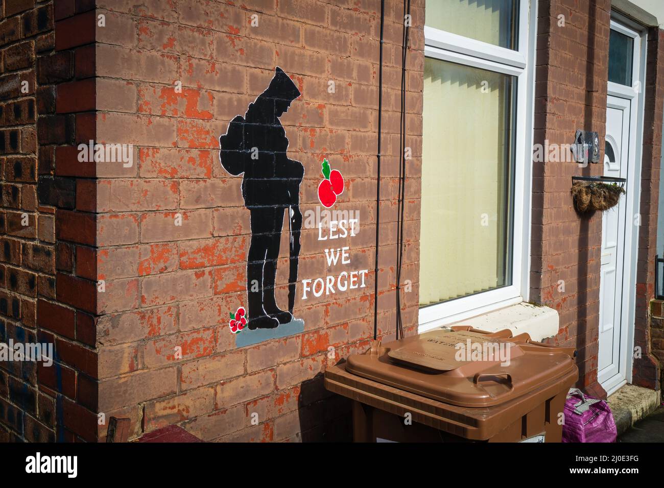Lest we forget slogan hi-res stock photography and images - Alamy