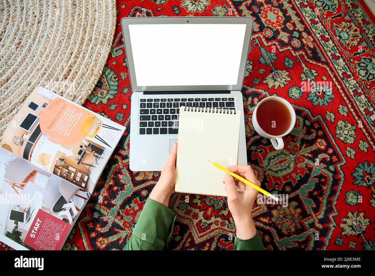 Arabic writing carpet hi-res stock photography and images - Alamy