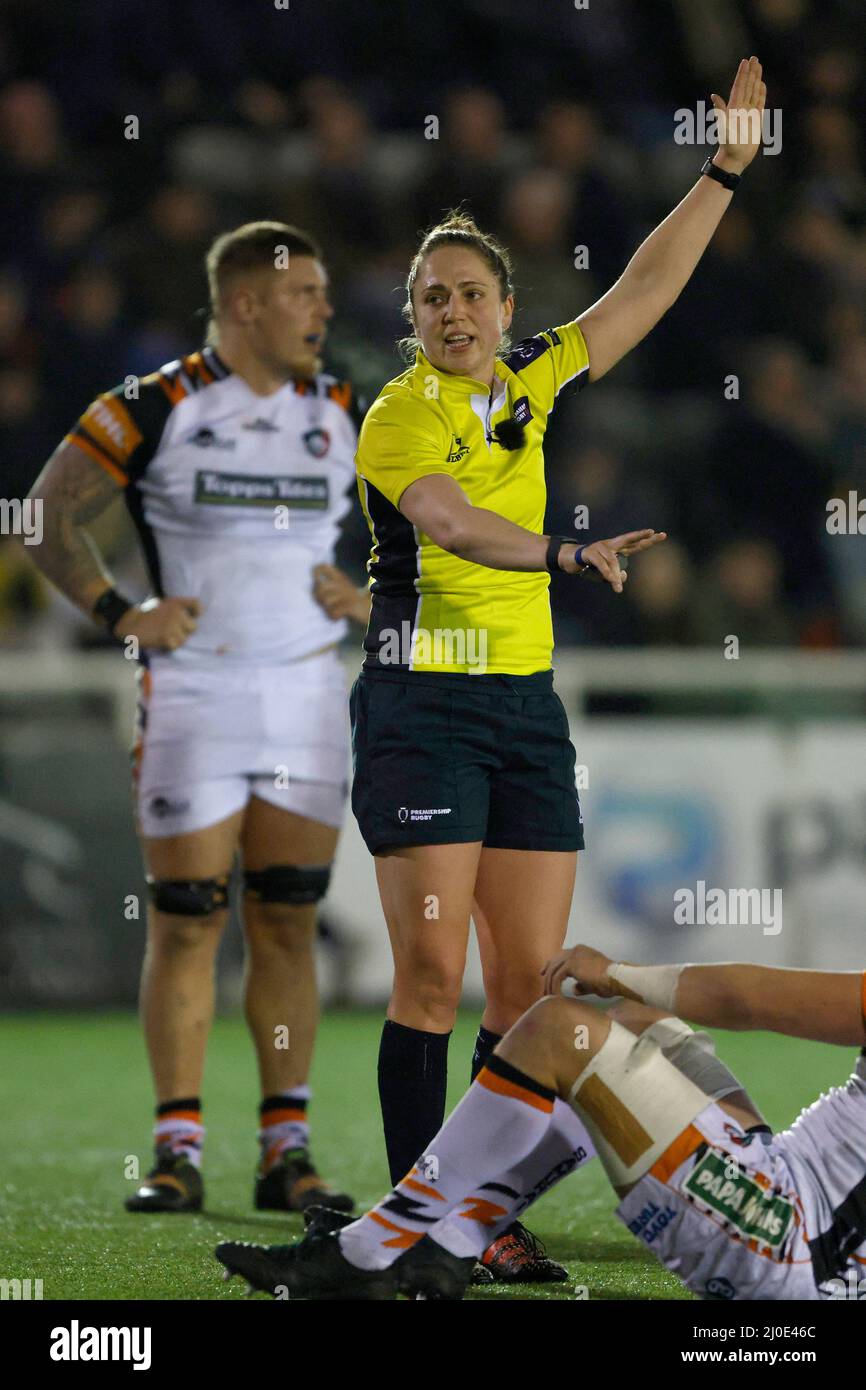 Match referee Sara Cox during the Premiership Rugby Cup Group A match ...