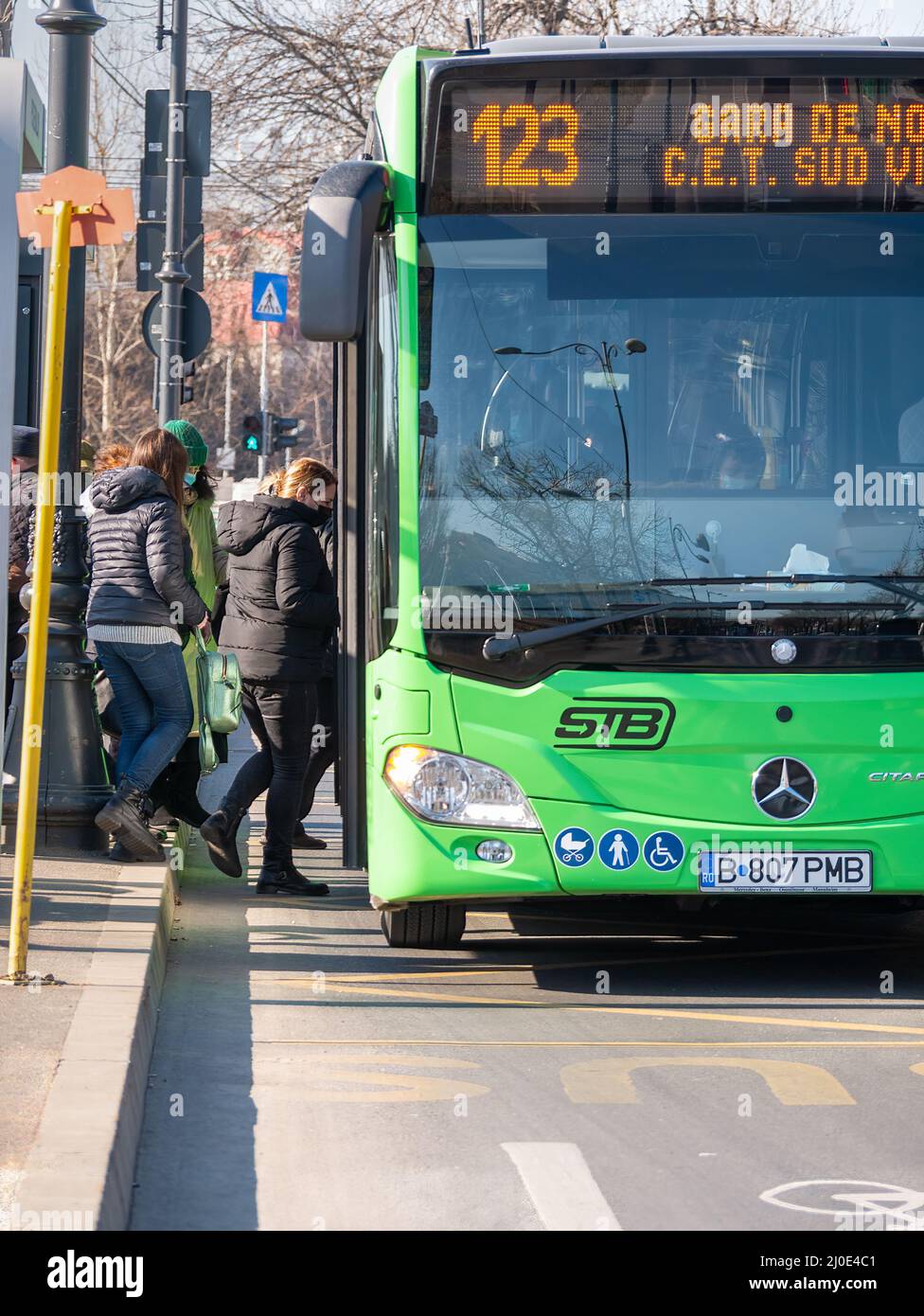 Mercedes buses hi-res stock photography and images - Alamy