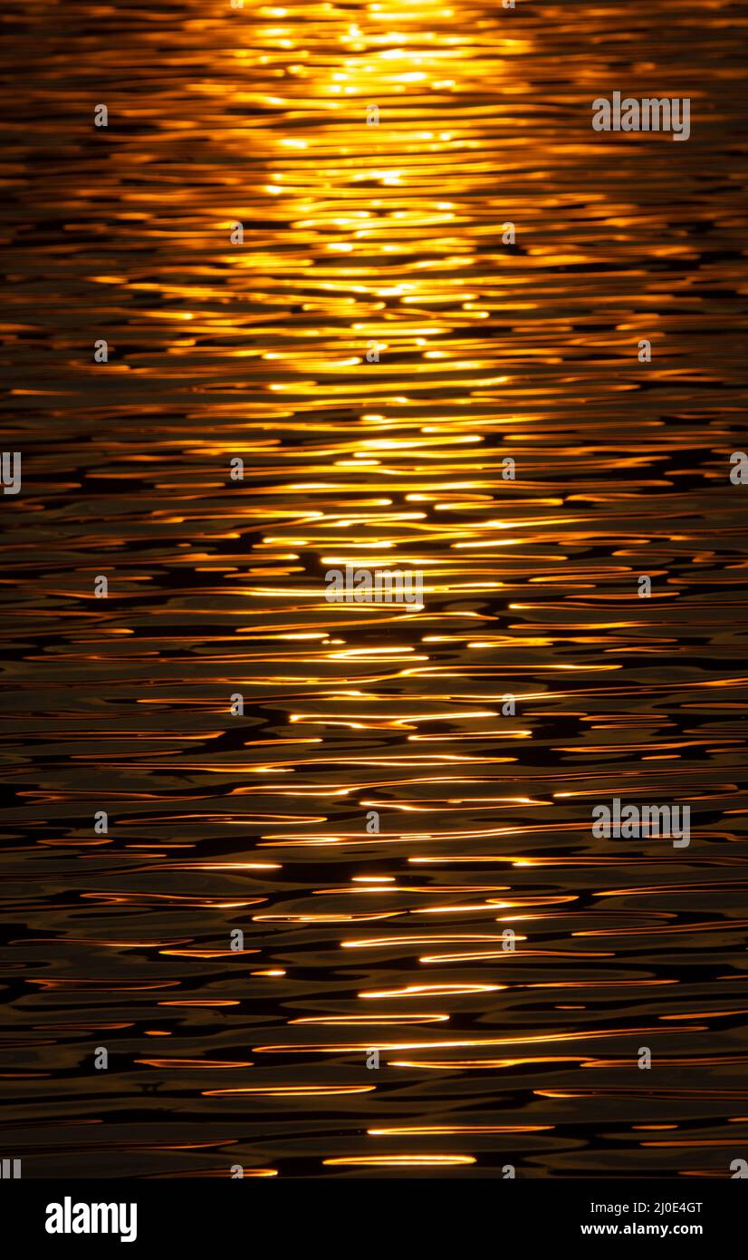 Reflected texture hi-res stock photography and images - Alamy