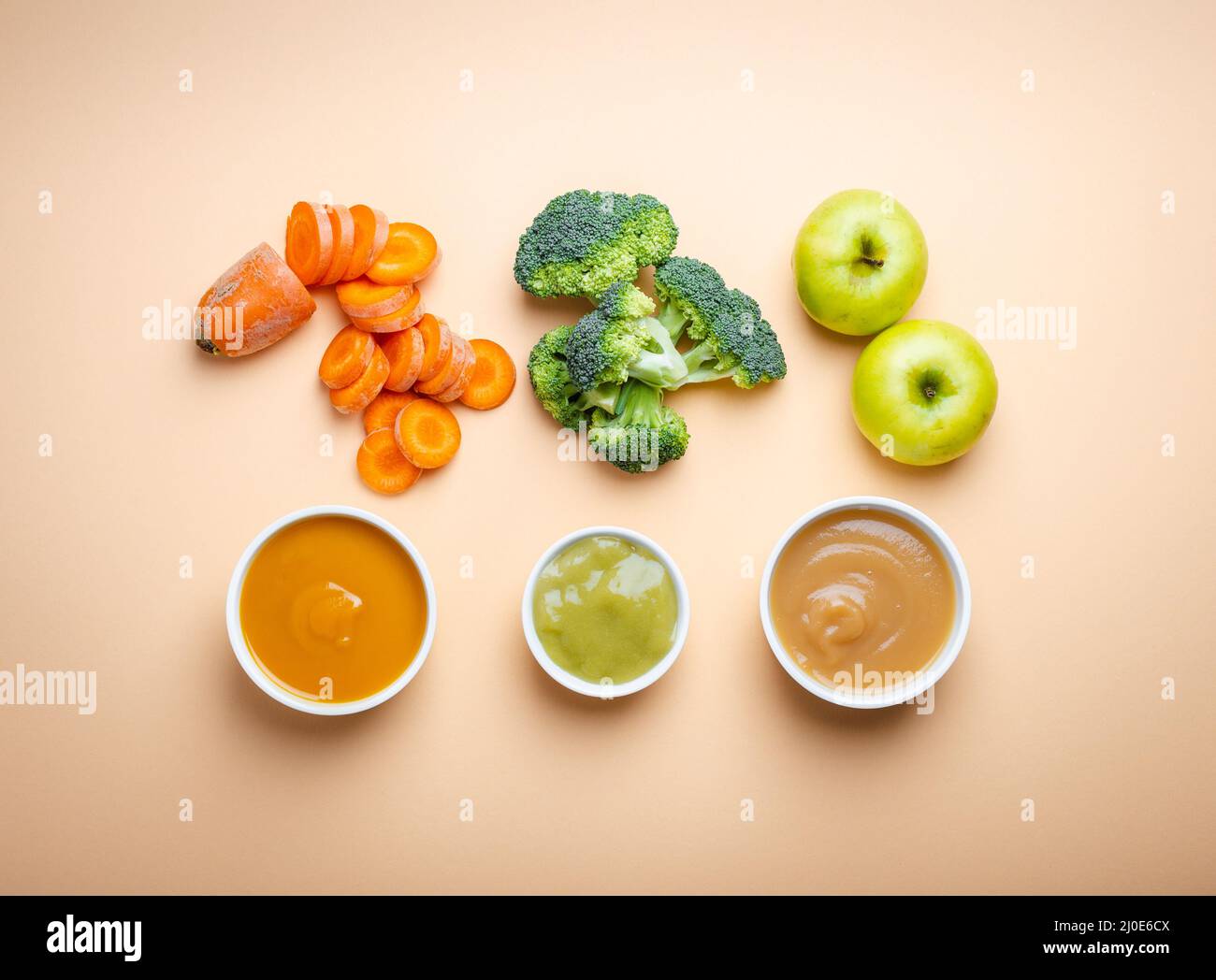 Baby natural food hi-res stock photography and images - Alamy