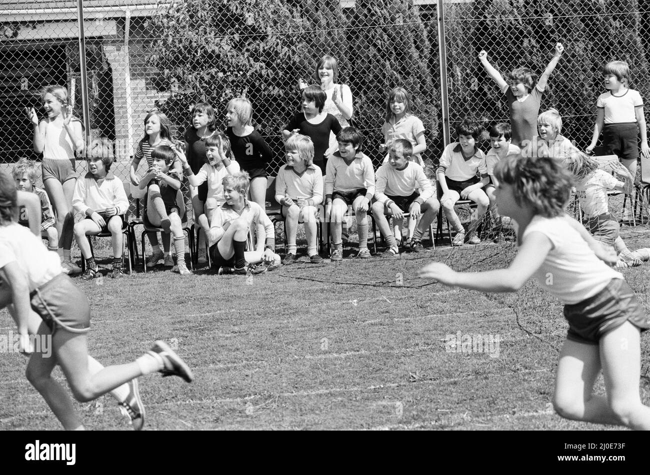 Sports Day at Keep Hatch Primary School, Wokingham, July 1980 Stock ...