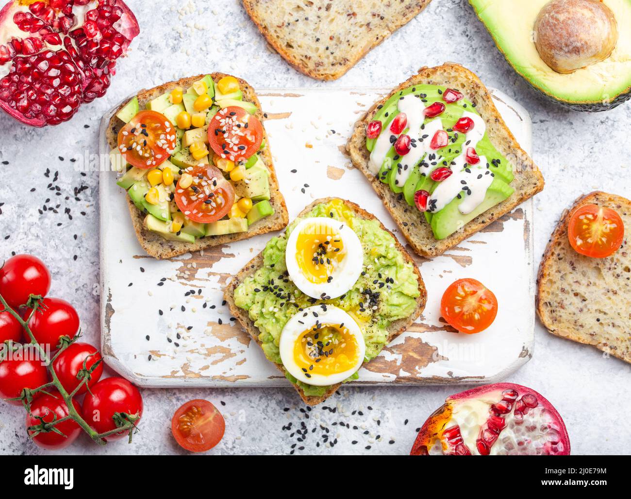 Avocado brunch idea hi-res stock photography and images - Alamy
